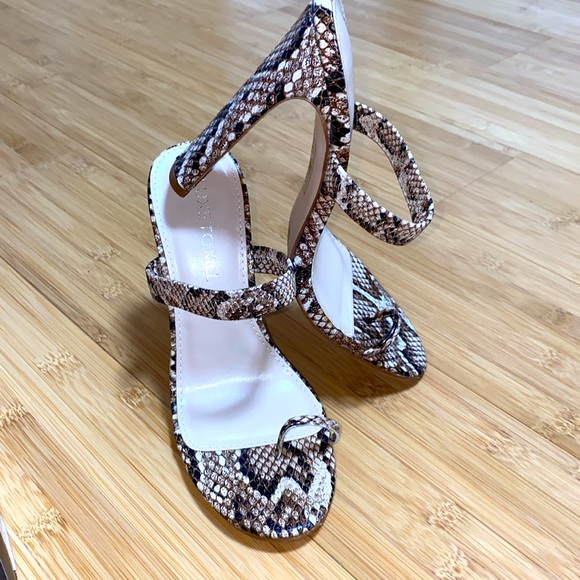 Shoes | Multi Snake Toe Cuff Faux Leather Mules Never Worn Firm On ...